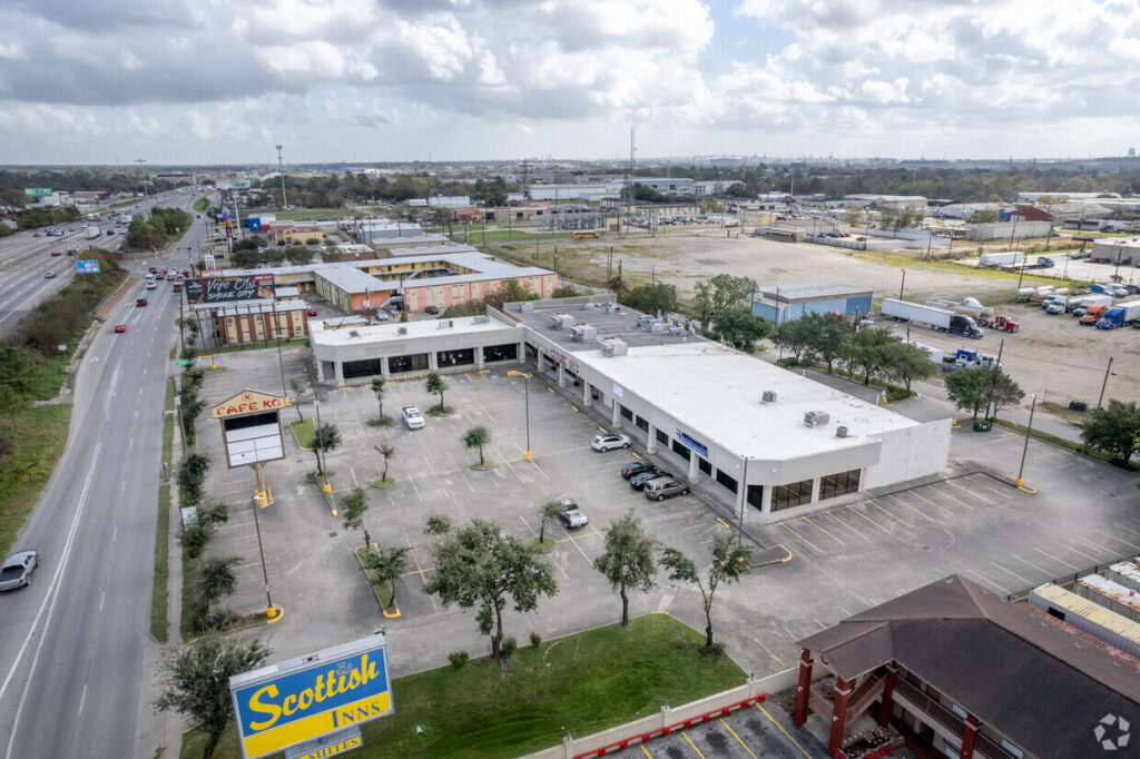 Normandy Plaza – Orange Commercial